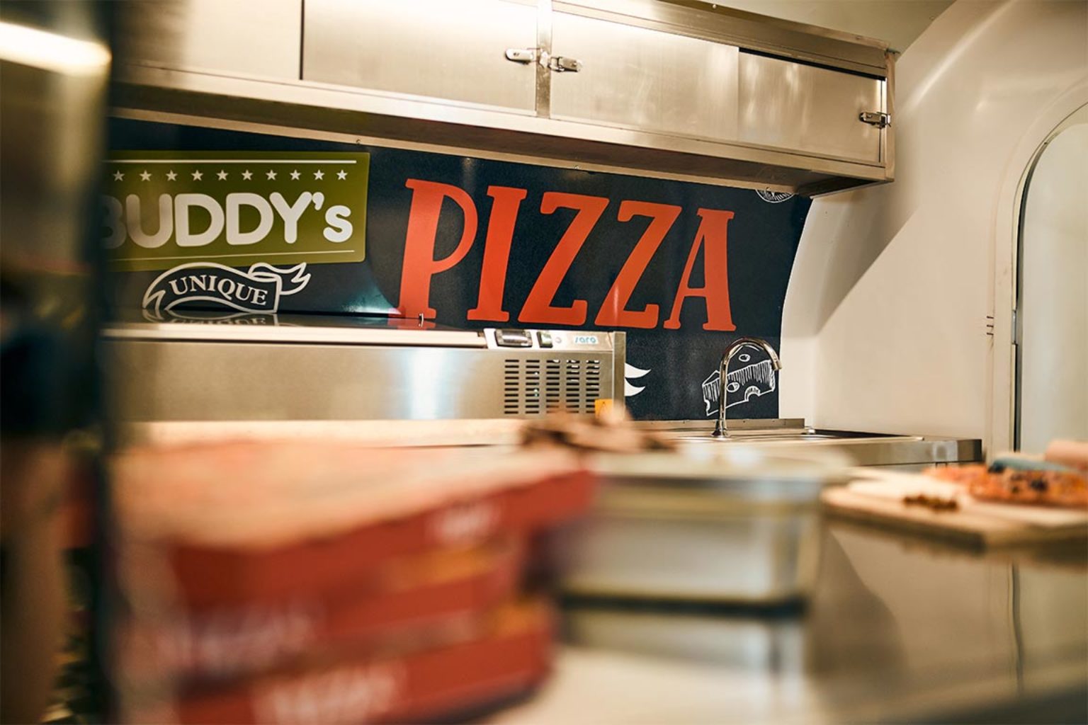 Pizzawagen kaufen mit Doppelbackofen für 2 Pizzen | BuddyStar